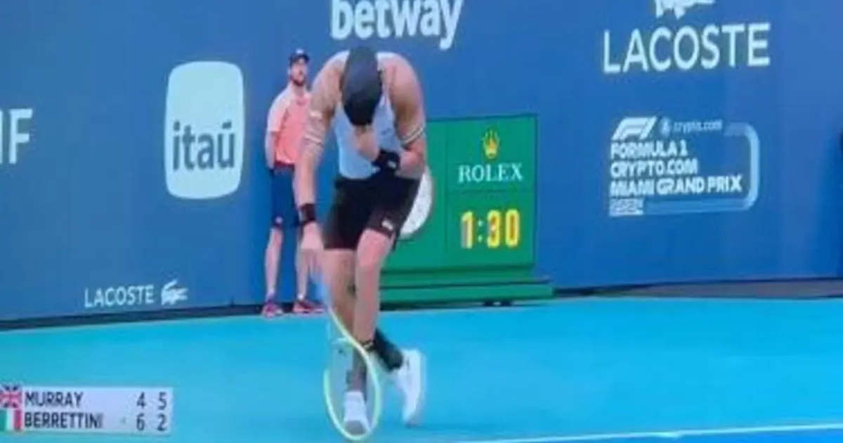 Nekada šesti teniser svijeta se zamalo srušio na terenu zbog vrućine